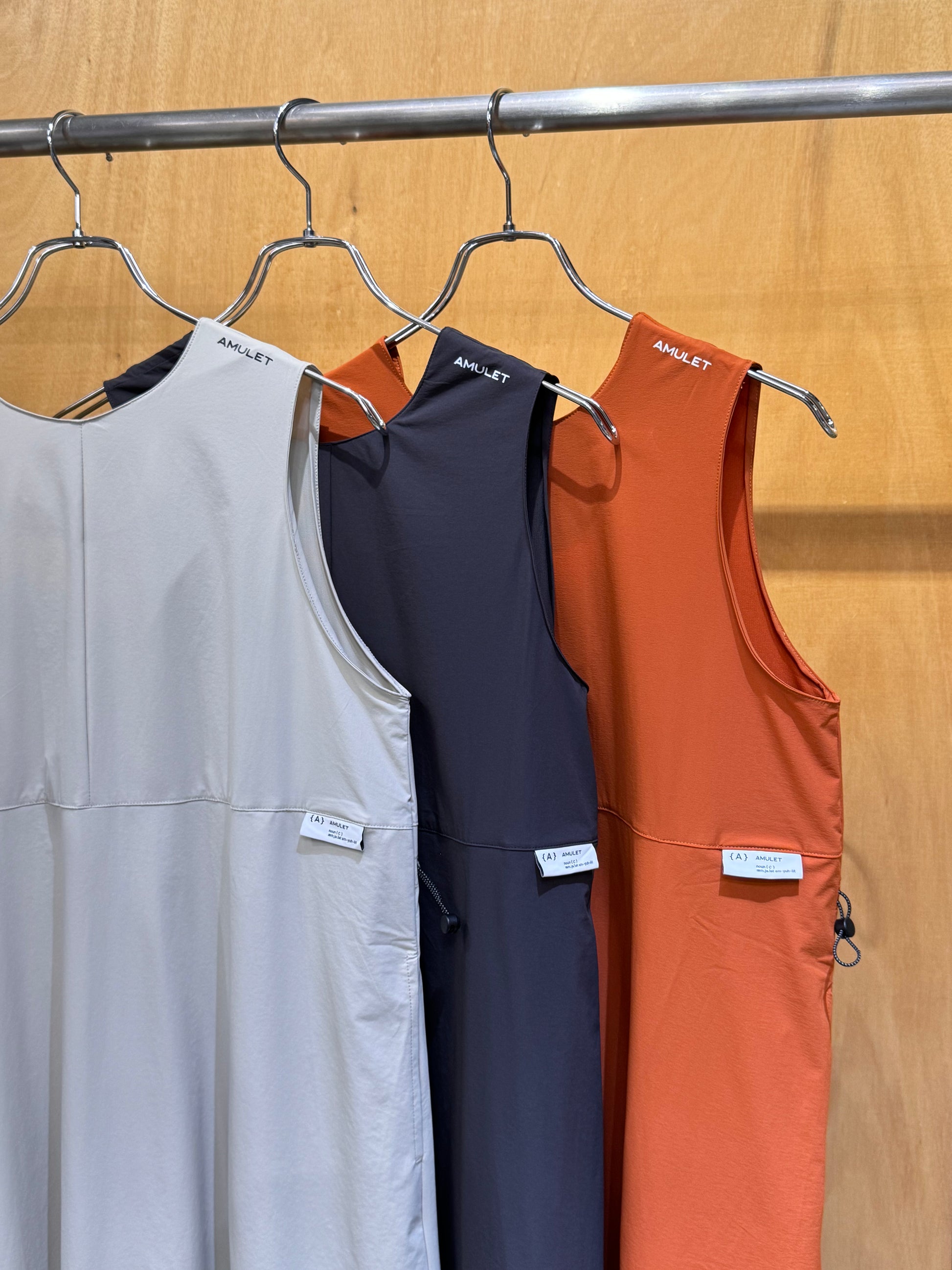 AMULET TECH DRESS OFF WHITE